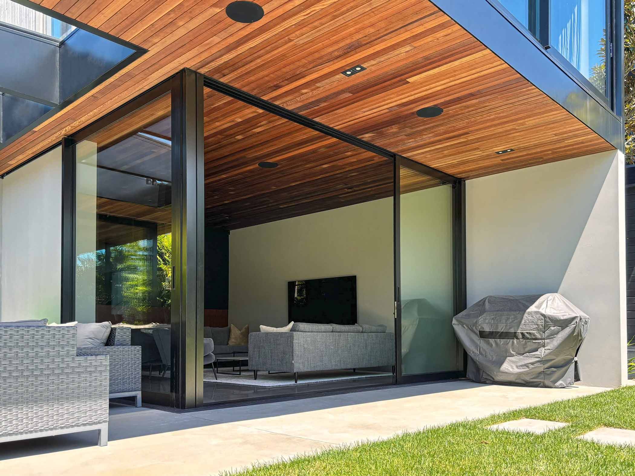 Architectural Aluminium Joinery - Window Factory | Aluminium Joinery Auckland